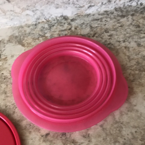 Tupperware | Kitchen | Tupperware Flat Out Collapsible Bowl 3 Cup ...